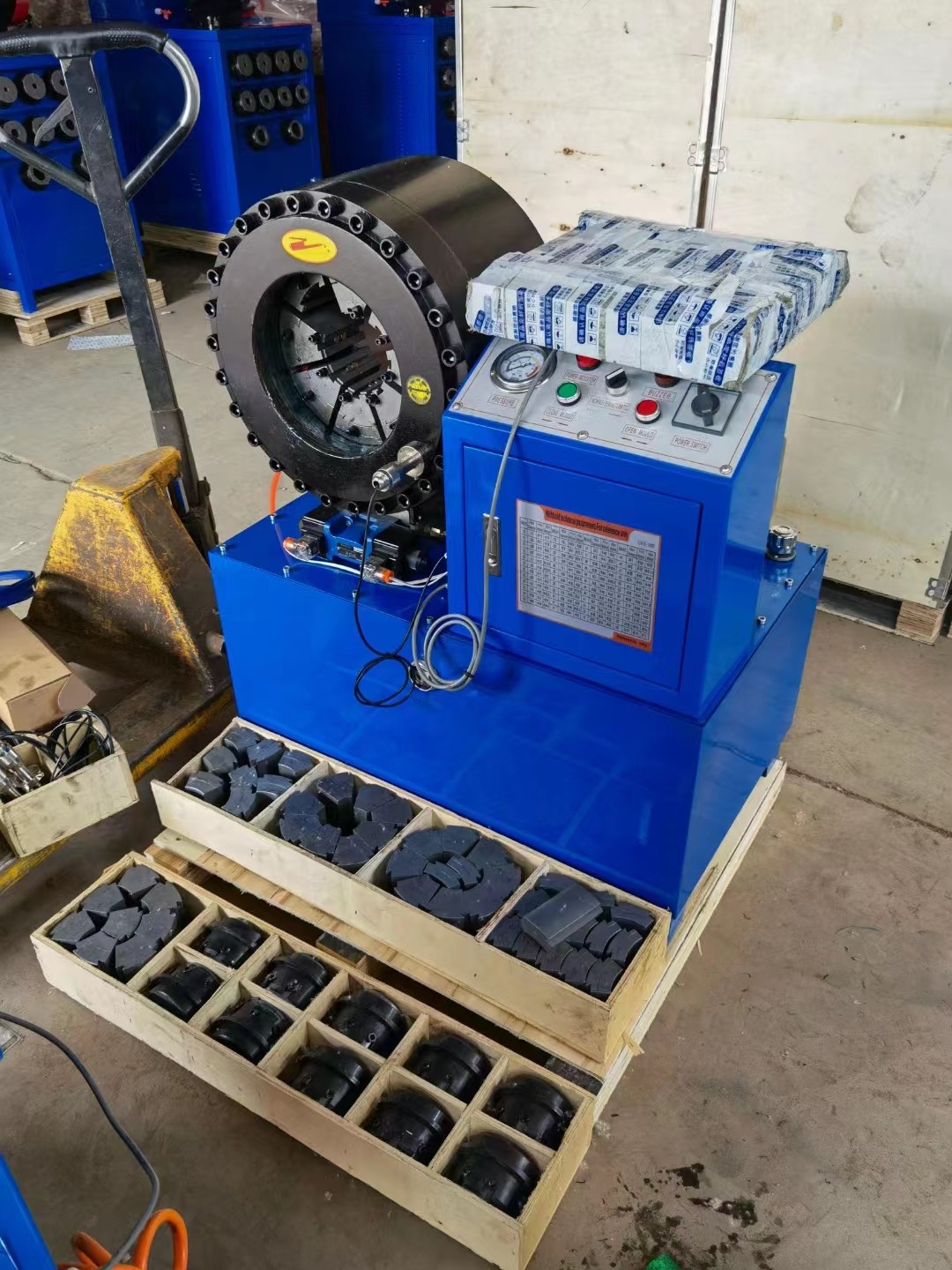 Flexible Hose Crimping Machine Gross Weight 260kgs for Hydraulic Pipe ...